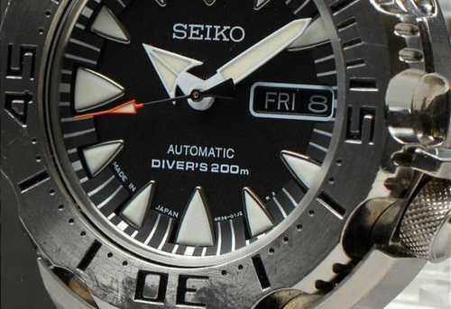 Наручные часы Seiko Monster