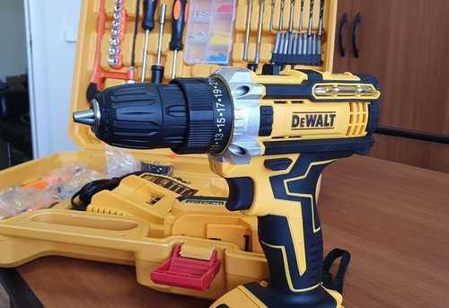 Набор DeWalt в кейсе Шуруповерт 18V и инструменты