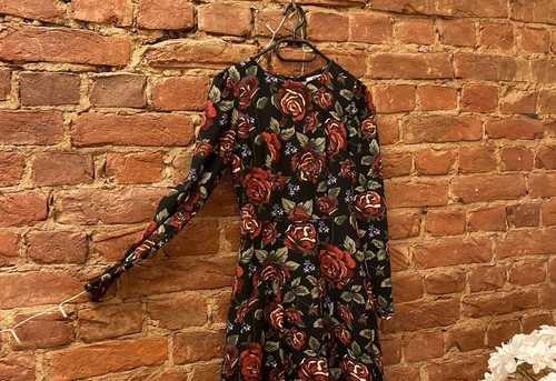 Платье Koton с цветочным принтом