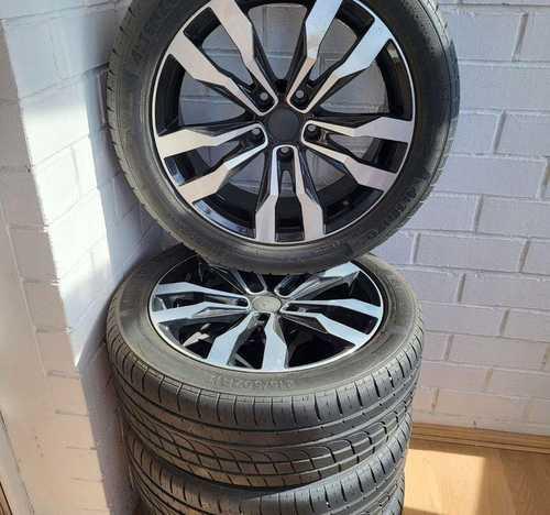 Altenzo Sports Comforter Plus 215/50 R17 95W