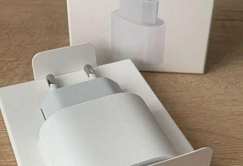 Блок питания Apple iPhone USB-C 20 W