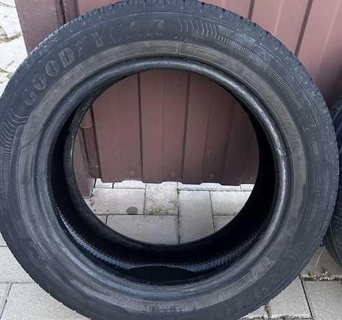 Goodyear EfficientGrip Performance 205/55 R16 91V