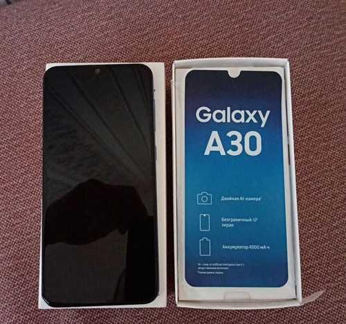 Samsung Galaxy A30, 3/32 ГБ