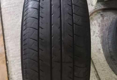 Yokohama dB Decibel E70 215/60 R16