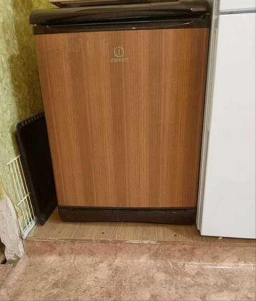 Холодильник в отличном рабочем состоянии
