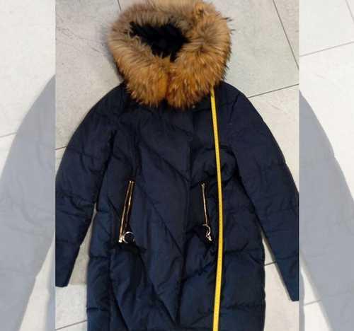 Пуховик moncler женский 44 46
