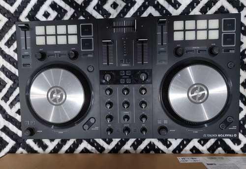 Dj контроллер Traktor S2 Mk3