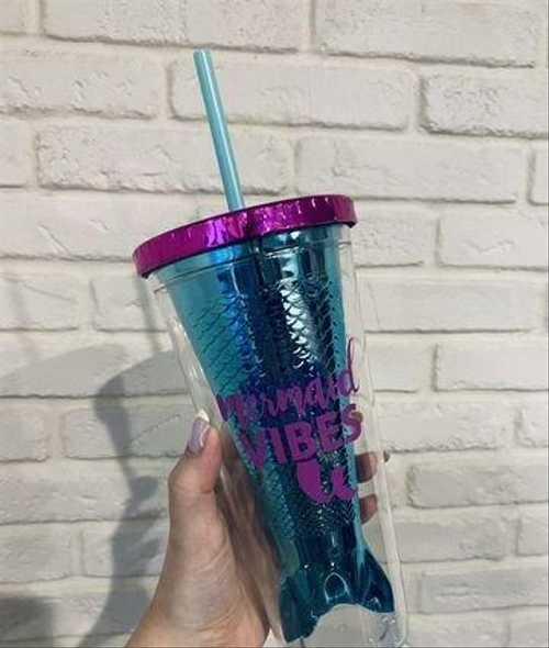 Пластиковый стакан для напитков с крышкой
