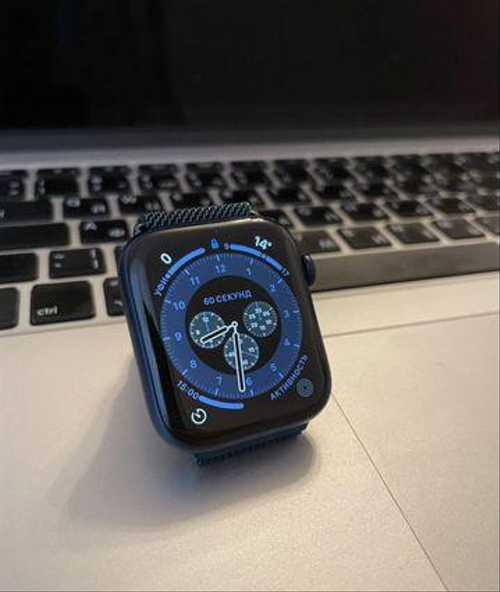Часы apple watch series 6 44 mm