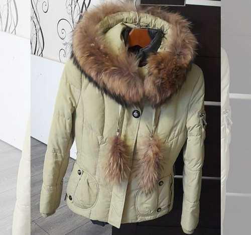 Зимняя куртка на девочку рост 158