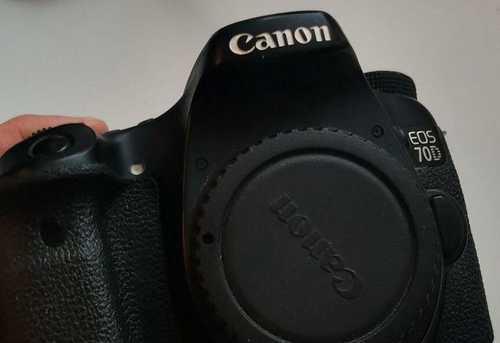 Зеркальный фотоаппарат Canon 70d