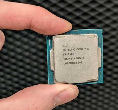 Процессор Intel Core i3 8100 s1151v2