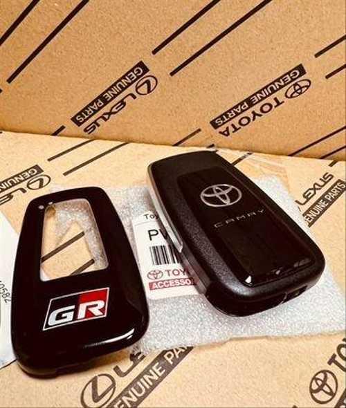 Смарт ключ Toyota Camry V70 рестайлинг 89904-33G60