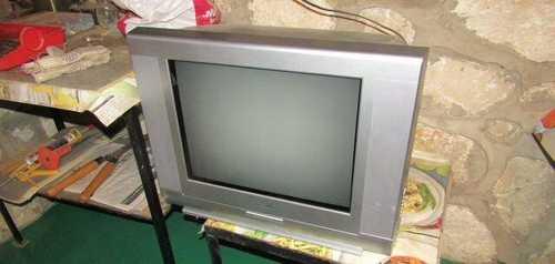 Продам телевизор Hitachi C21
