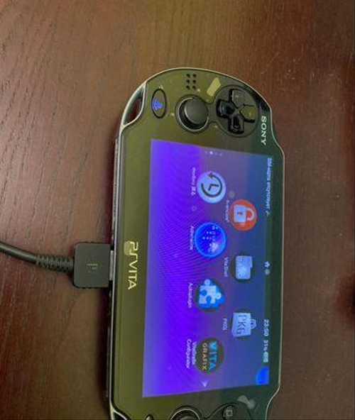 Sony psvita PCH 1108