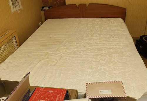 Кровать двухспальная 160 200 с матрасом бу
