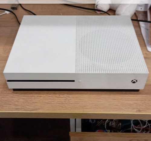 Приставка xbox one s с играми