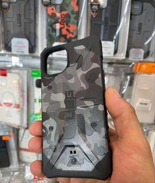 Чехол UAG pathfinder для iPhone 13