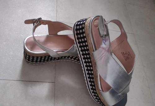 Сандалии, босоножки, zara 40 р-р на стопу 25,5см