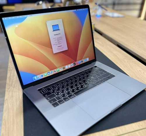 Macbook Pro 15" TouchBar 2017 16GB/512GB