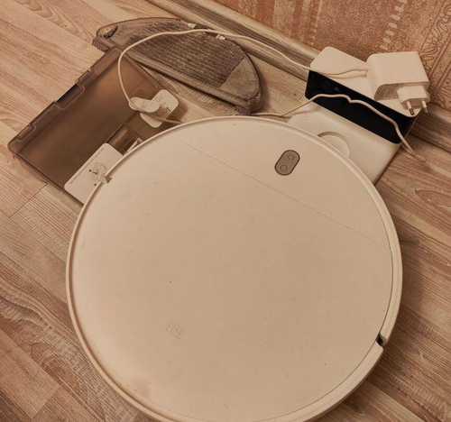 Робот пылесос моющий Xiaomi vacuum mop essential