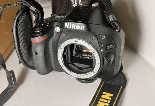 Nikon D5200 body
