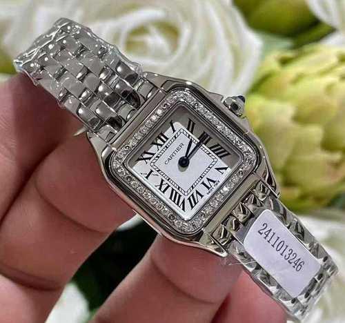 Часы Cartier Panthere de Cartier 22 mm Diamonds