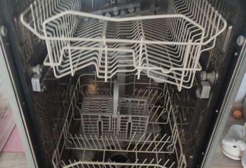 Посудомоечная машина встраевымая 45 см Аристон