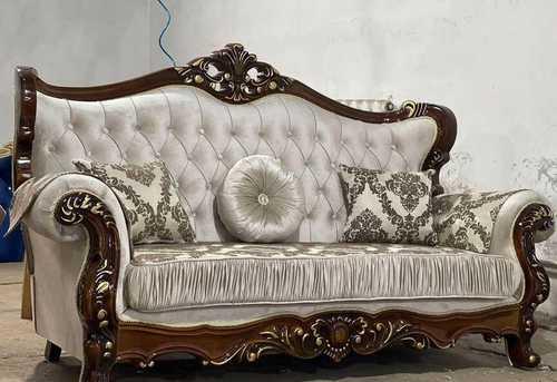 Диван кровать и кресла барокко