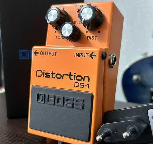 Гитарная педаль boss Distortion DS-1