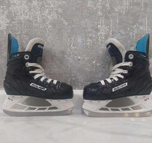 Хоккейные коньки Bauer yth 9