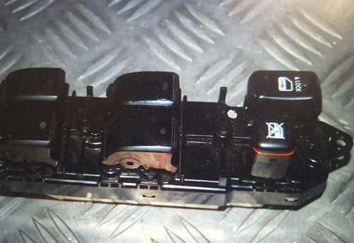Блок управления стеклоподъемниками Lexus IS 06-14г