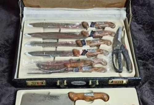 Набор ножей в чемодане