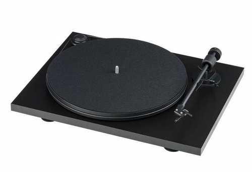 Проигрыватель виниловых дисков Pro-Ject primary E