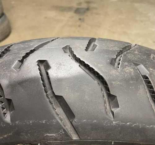 150/70-R17 б/у мото покрышка michelin
