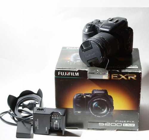 Цифровой фотоаппарат fujifilm FinePix S200EXR