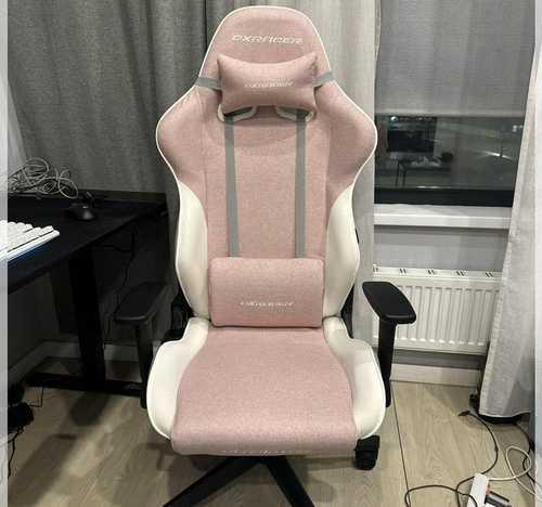 Компьютерное кресло dxracer оргинал новое