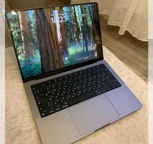 Macbook pro 14 m1 16 512