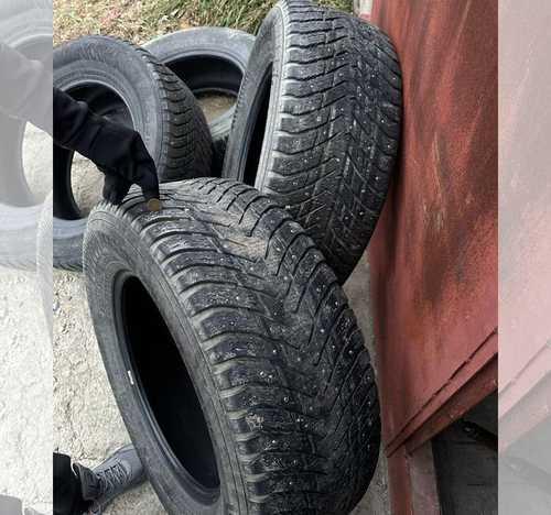 Nokian Tyres Hakkapeliitta 8 SUV 285/60 R18