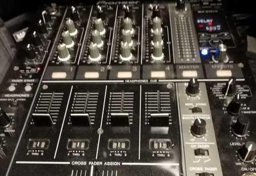 DJ пульт Pioneer DJM-700