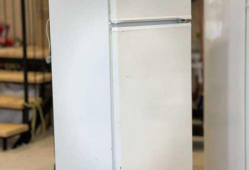 Холодильник атлант в хорошем состоянии