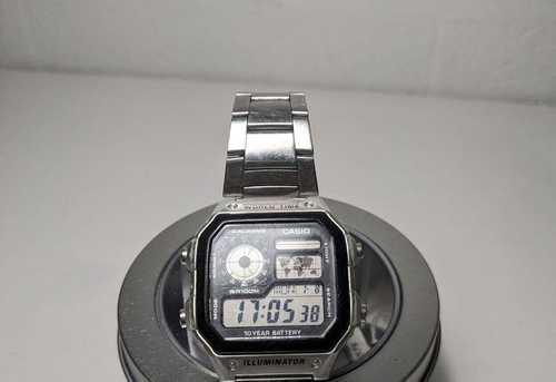 Часы casio illuminator world time