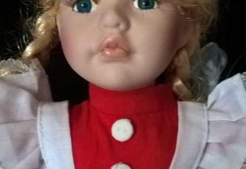 Кукла Алиса фарфоровая-30см