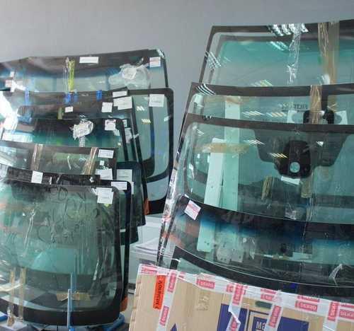 Лобовое стекло Infiniti Q50 I дд обогрев щ