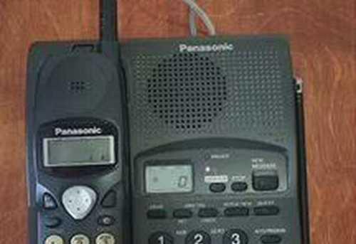 Радиотелефон с автоответчиком Panasonic KX-TC1245R