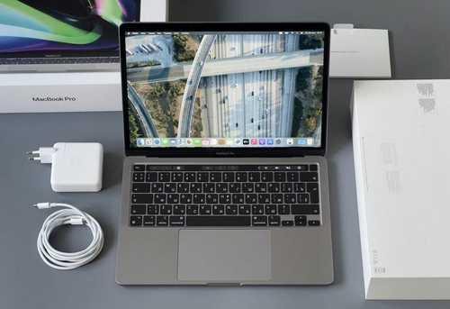 MacBook Pro 2022 M2 8/256Gb (Ростест, На гарантии)