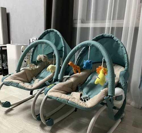 Шезлонг для новорожденных