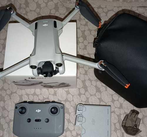 Квадрокоптер dji mini 3 pro fly more combo