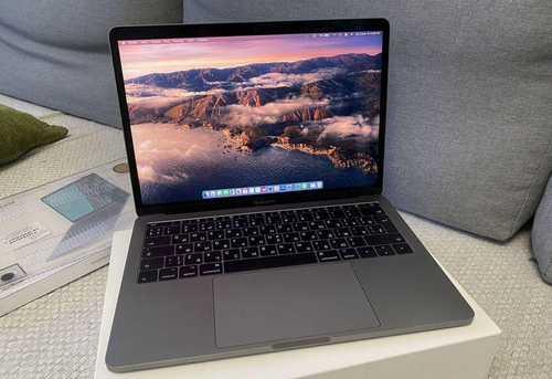 Apple MacBook 13"