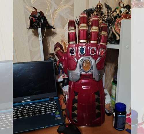 Hasbro infinity gauntlet